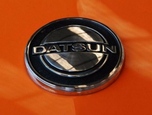 Datsun 240Z Emblem Guide – ZCarGuide